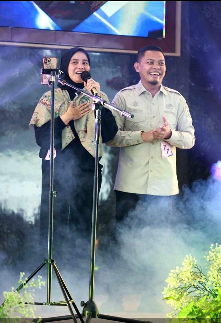 Semarak HUT Barru Ke-63, Lomba Nyanyi Karaoke antar OPD dilantai 6 MPP Kantor Bupati Barru ...